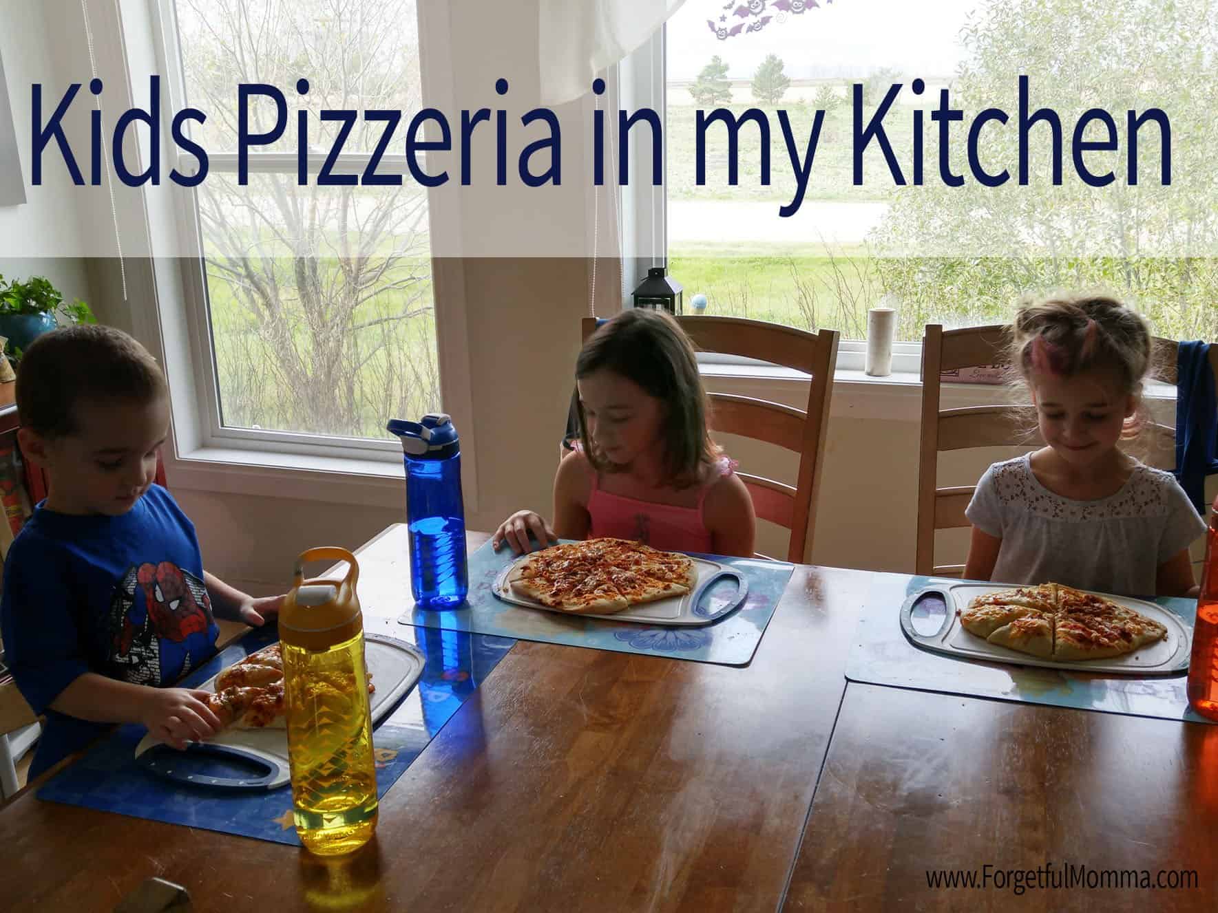 Kids Pizzeria in My Kitchen: Create Your Own Pizza